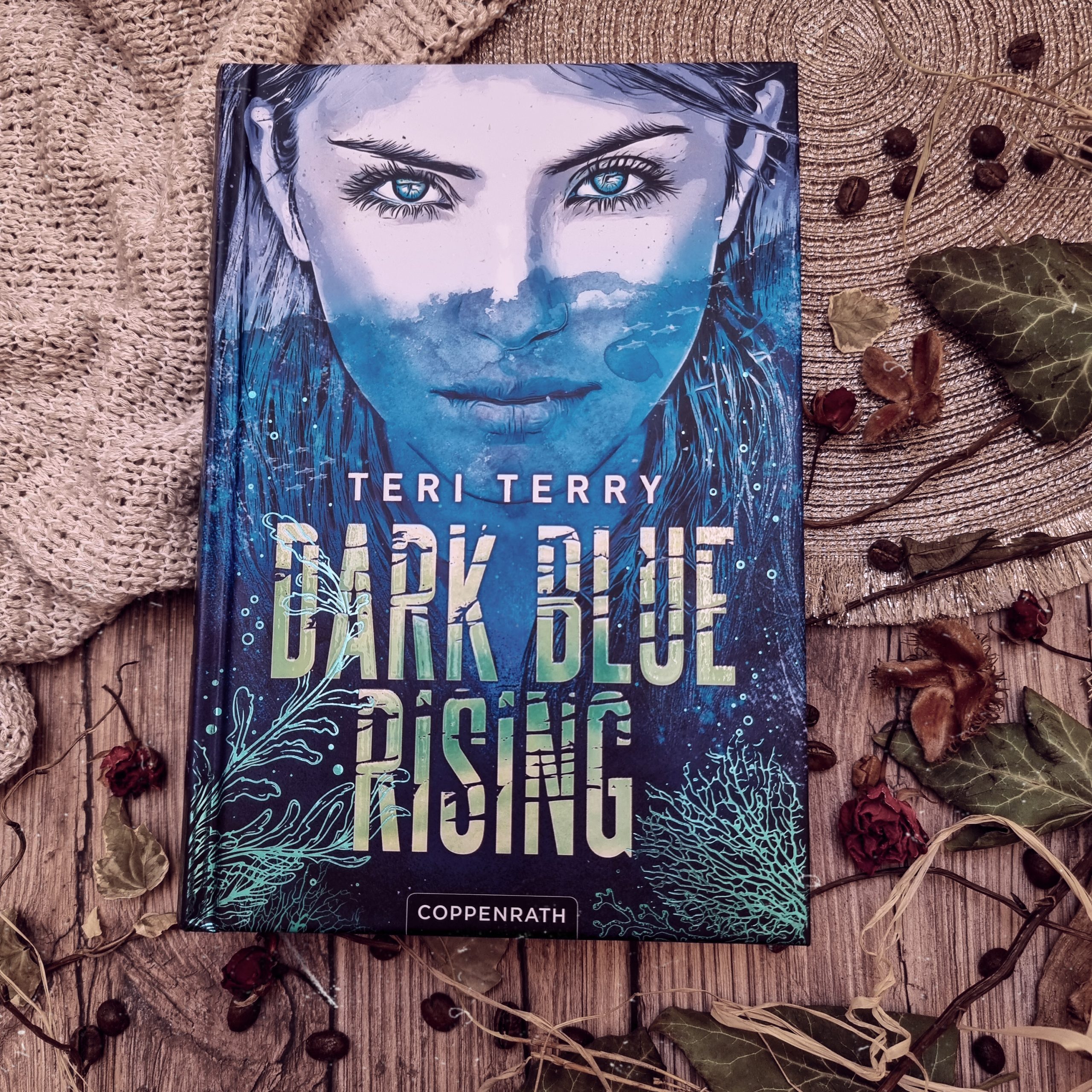 Dark Blue Rising - Teri Terry - Seductive Books